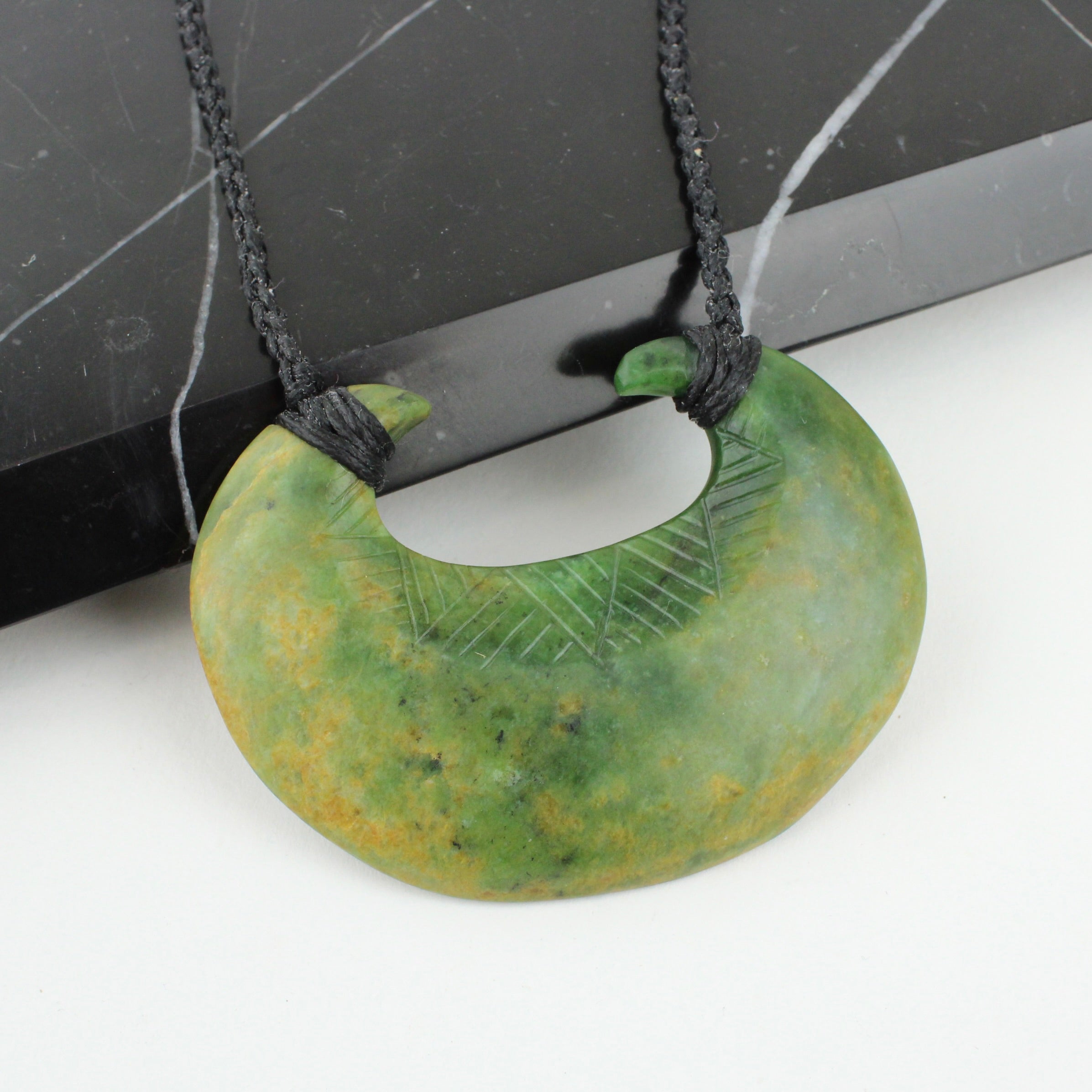 Taniko Chestplate pendant – Kina NZ Design + Artspace