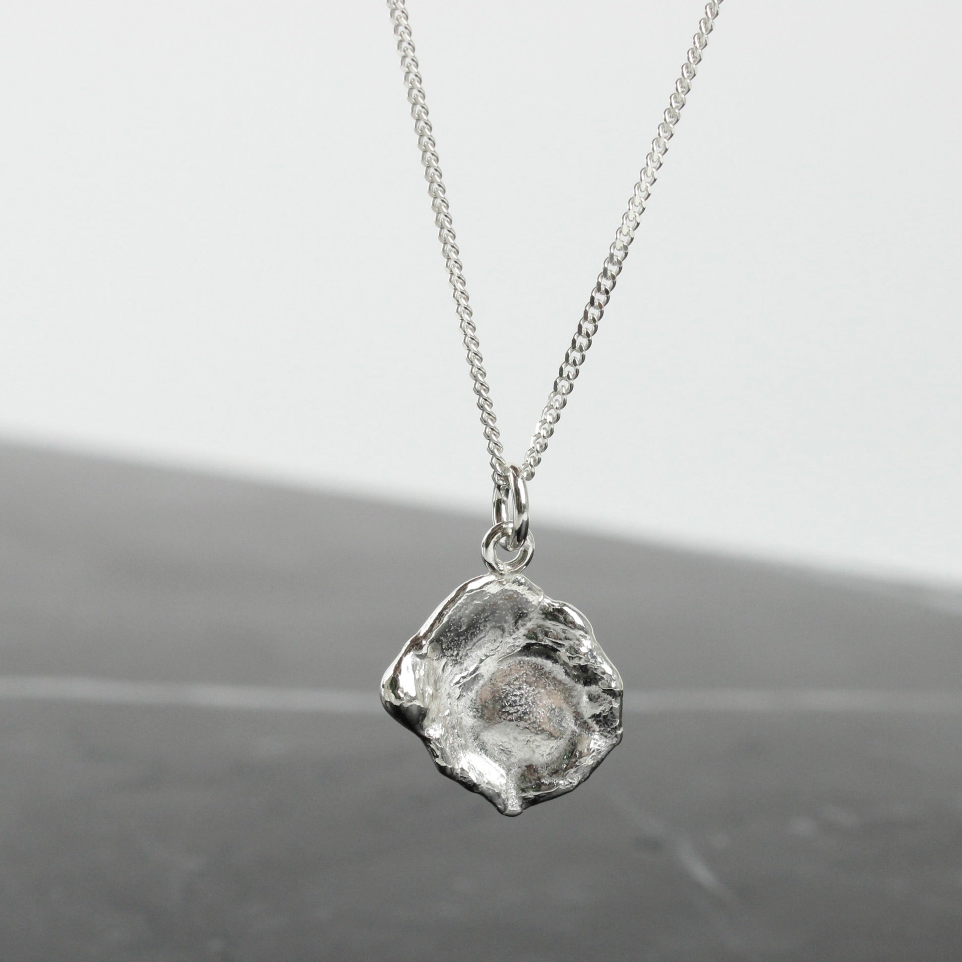 Water Drop pendant – Kina NZ Design + Artspace