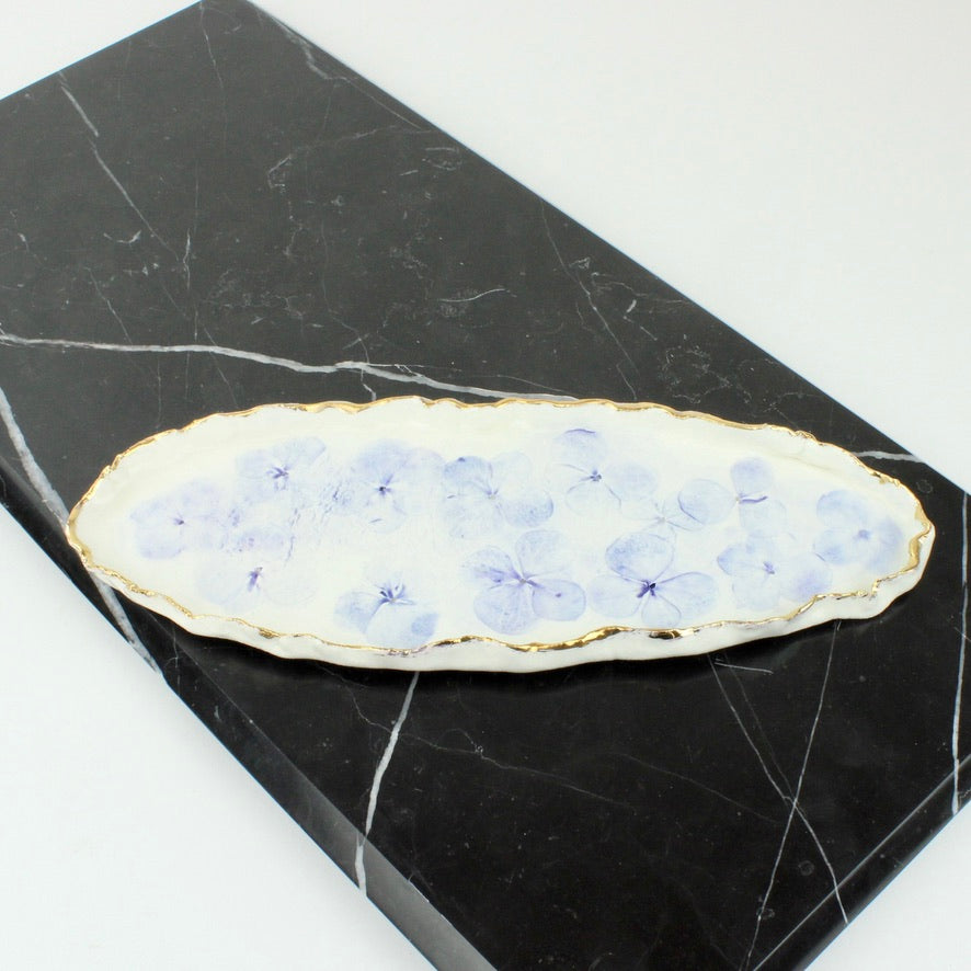Oval Hydrangea Platter – Kina NZ Design + Artspace