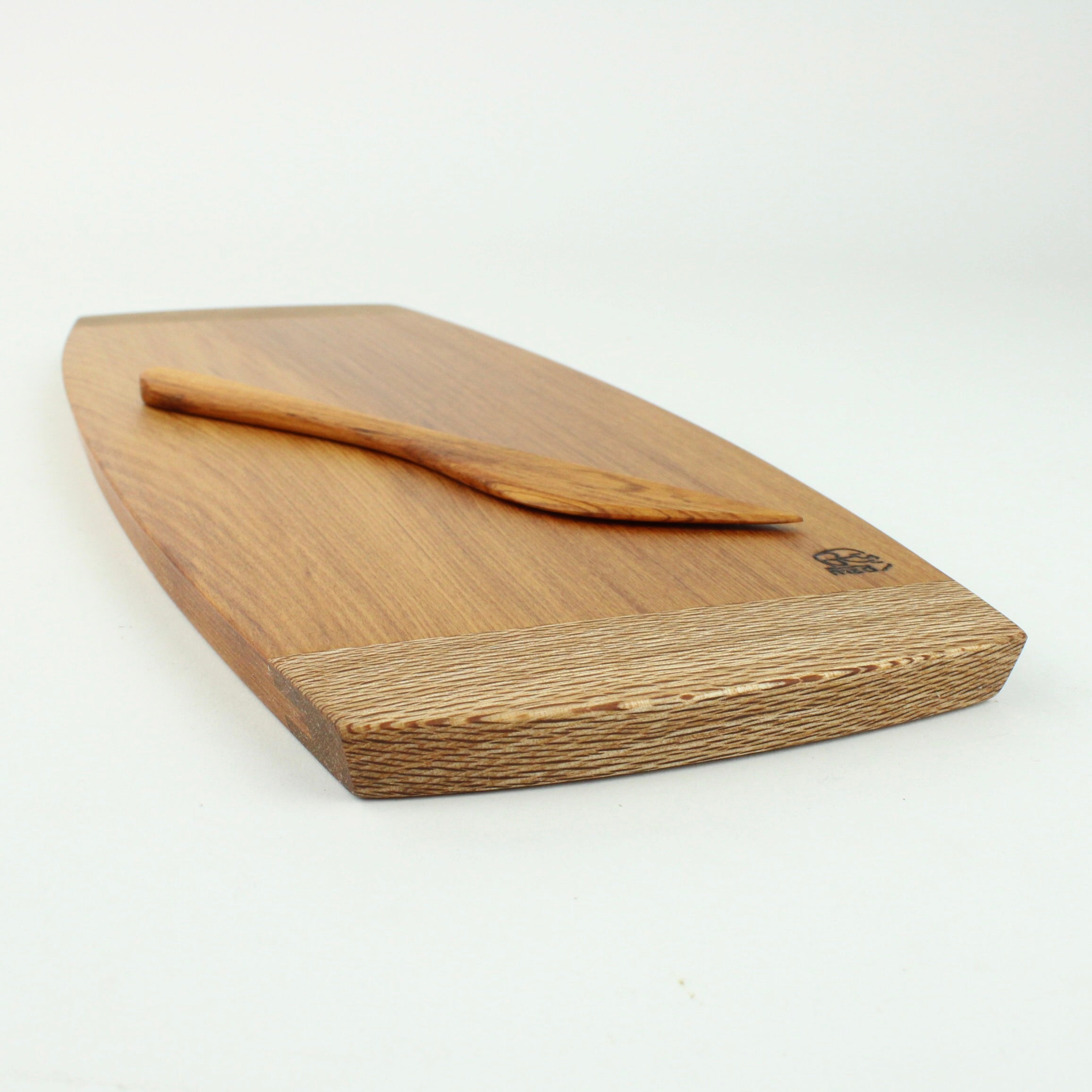 Rimu and rewarewa waka board - medium – Kina NZ Design + Artspace