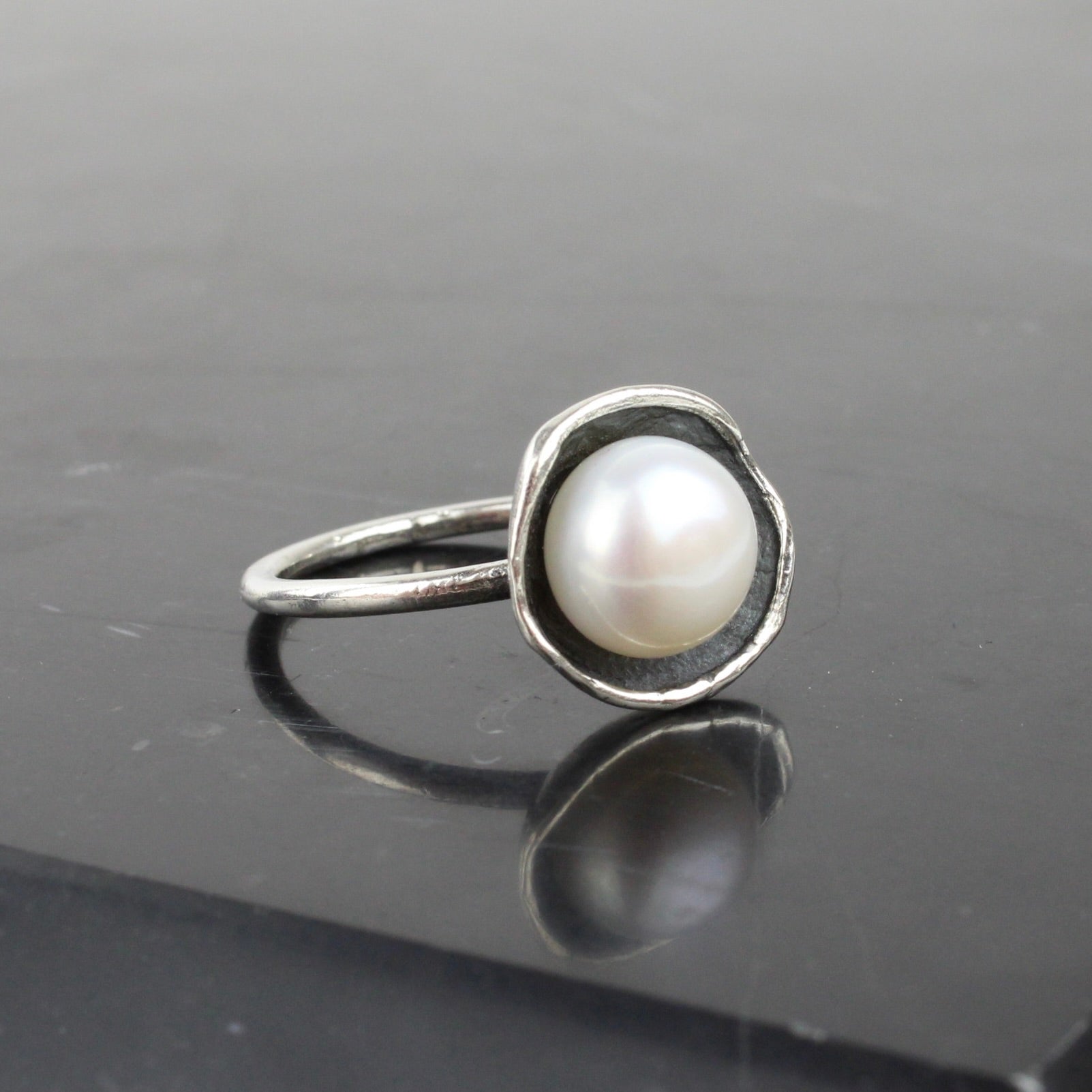 Cap ring - white pearl – Kina NZ Design + Artspace