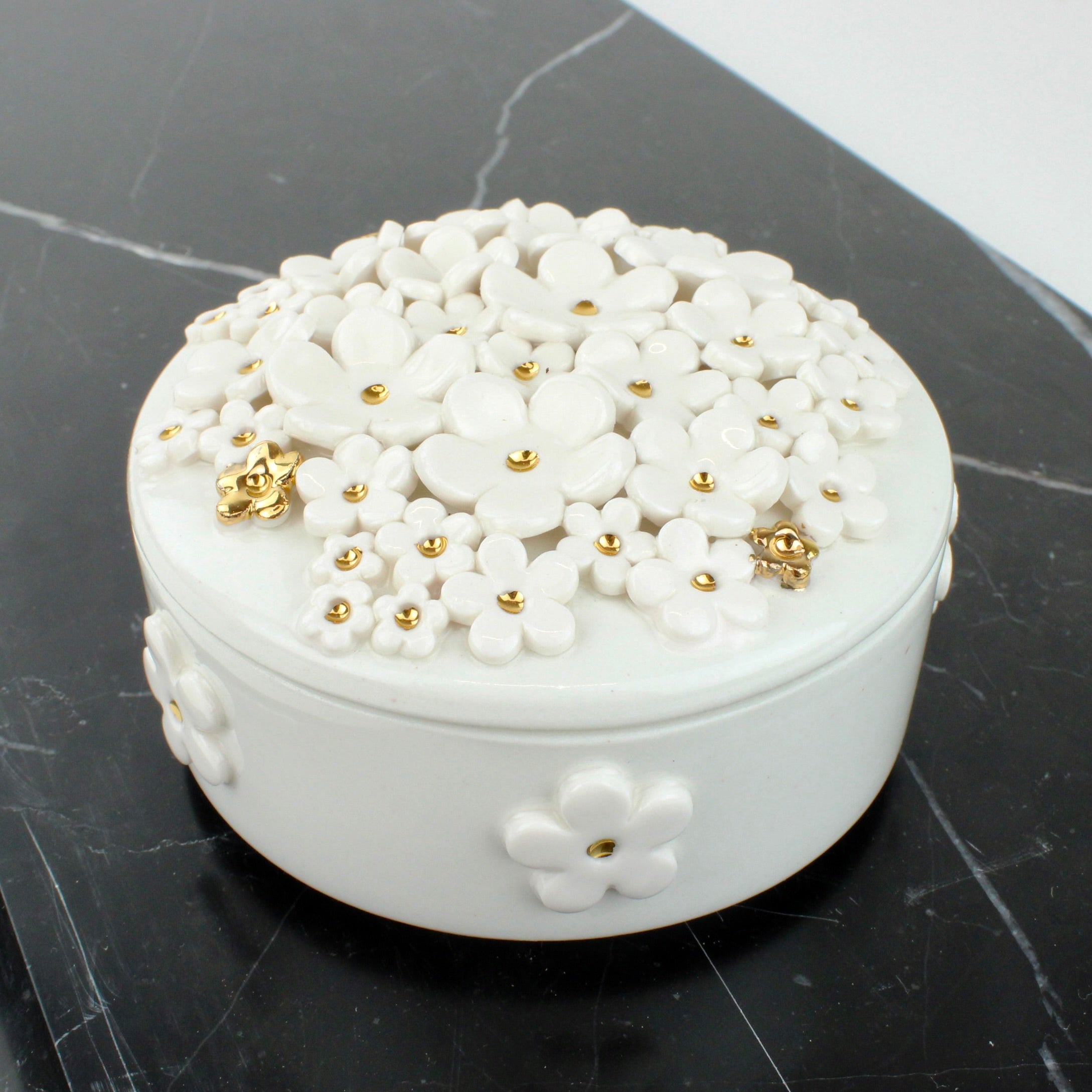 Trinket box I – Kina NZ Design + Artspace