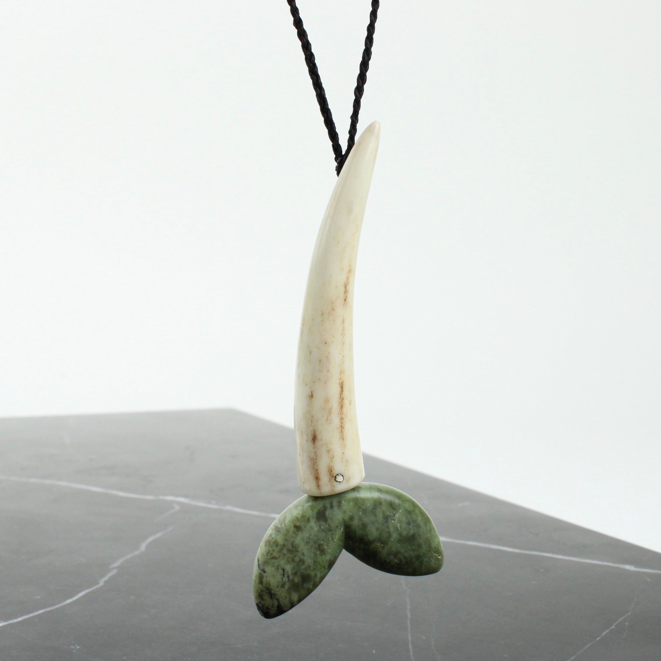 Antler and pounamu sprout necklace – Kina NZ Design + Artspace