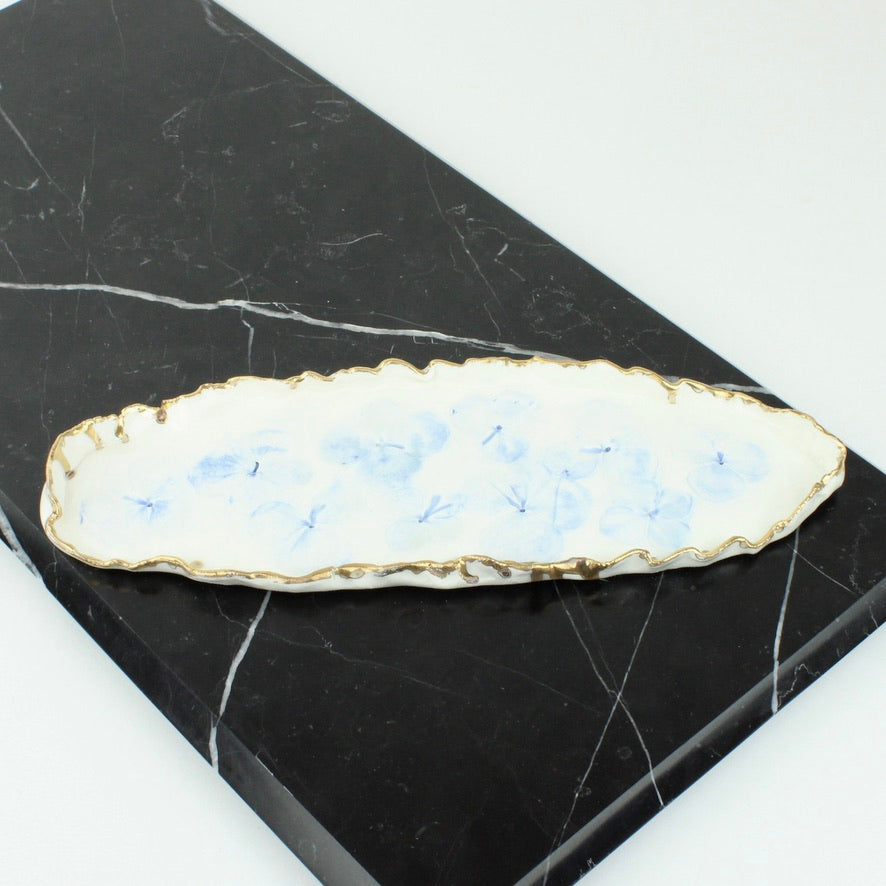 Oval Hydrangea Platter – Kina NZ Design + Artspace