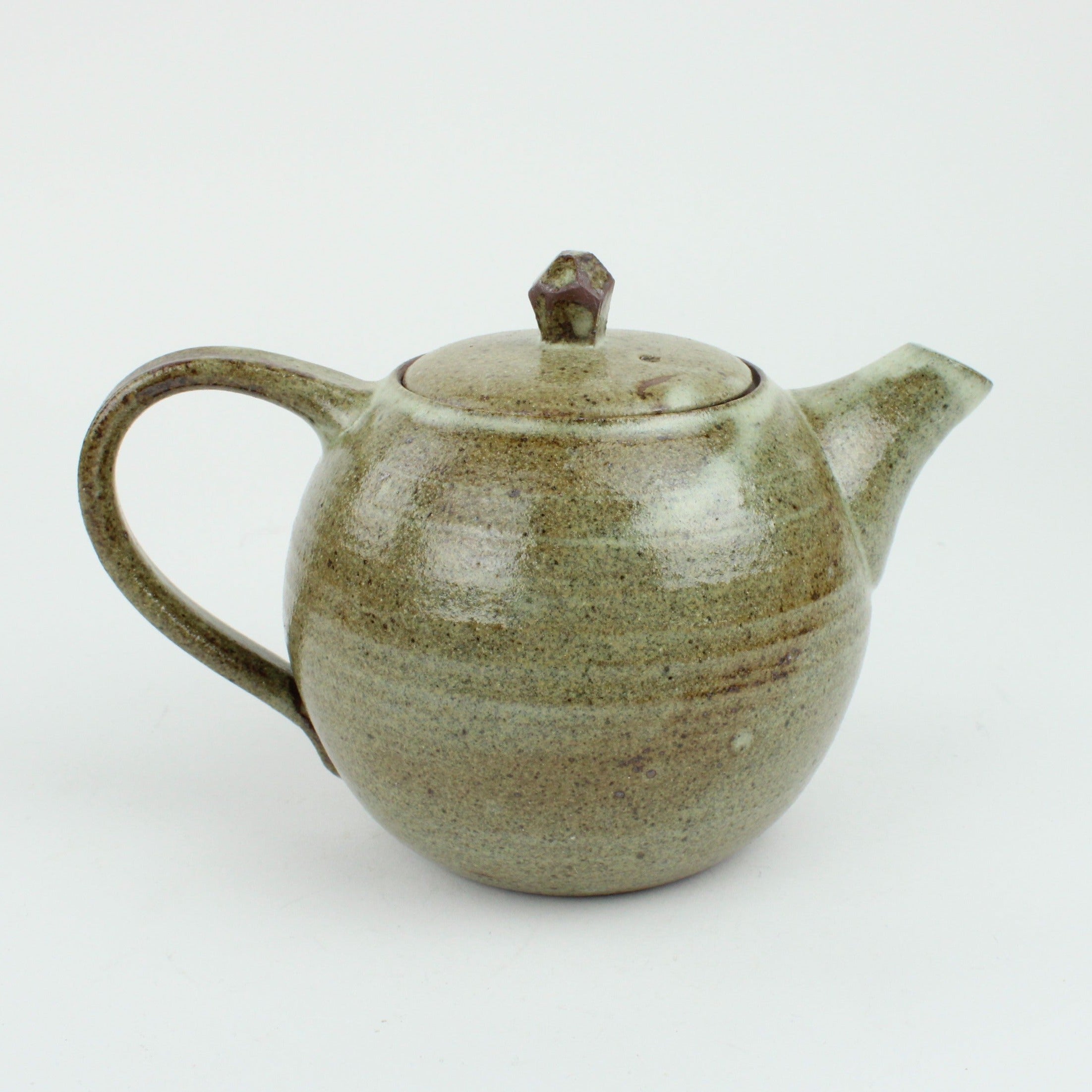 Nuka - Small Teapot II – Kina NZ Design + Artspace