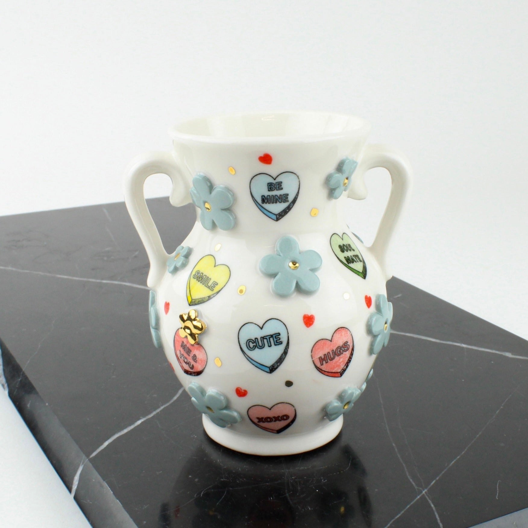 Love Heart Posey Vase IV – Kina NZ Design + Artspace