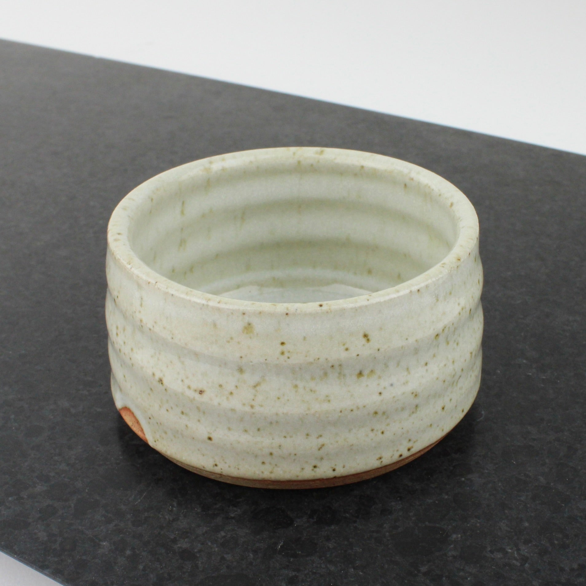Cream small dish – Kina NZ Design + Artspace
