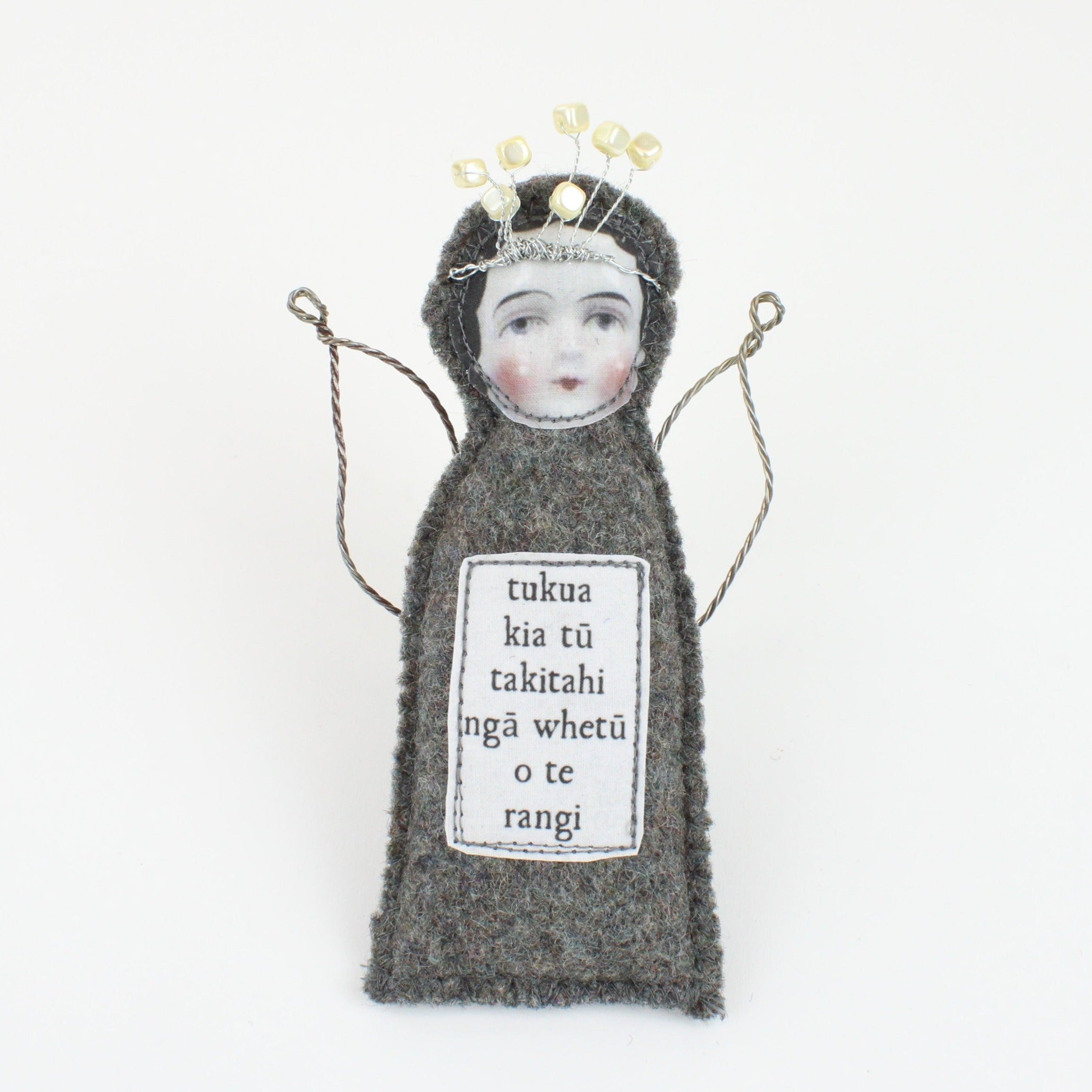 Queenie - o te rangi – Kina NZ Design + Artspace