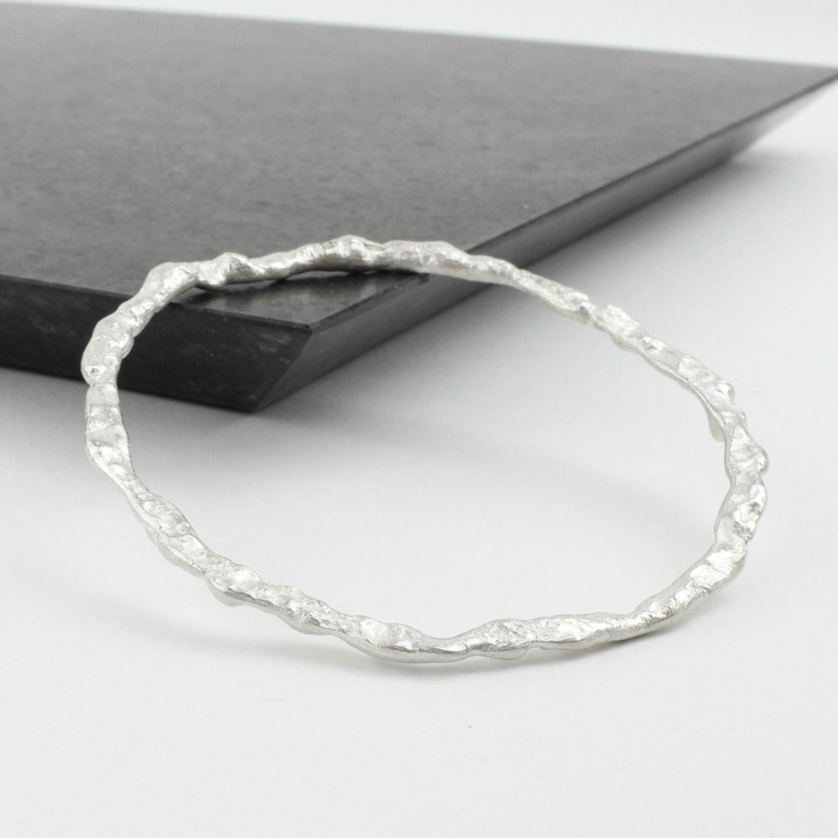 Melt Bangle – Kina NZ Design + Artspace