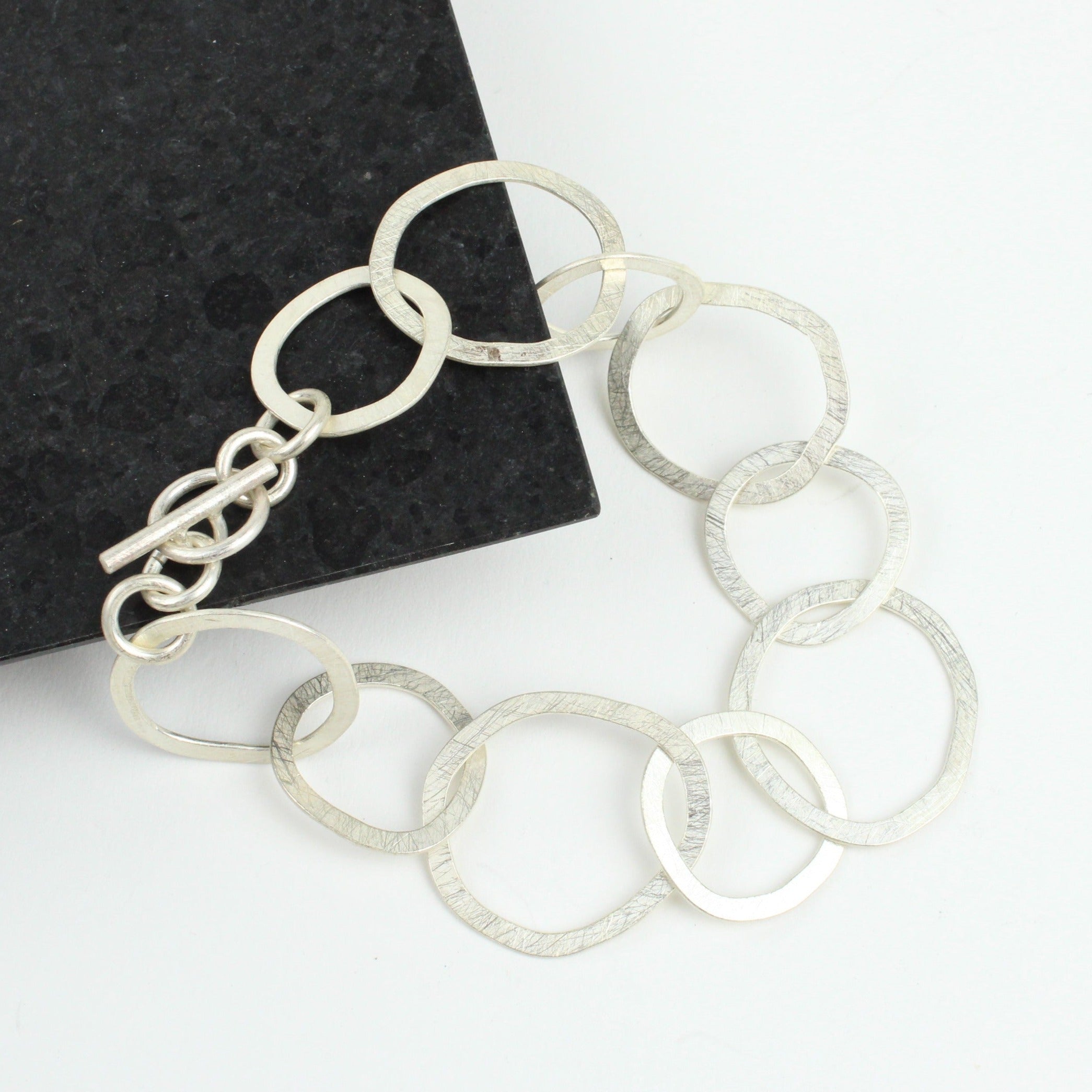 Round link bracelet – Kina NZ Design + Artspace