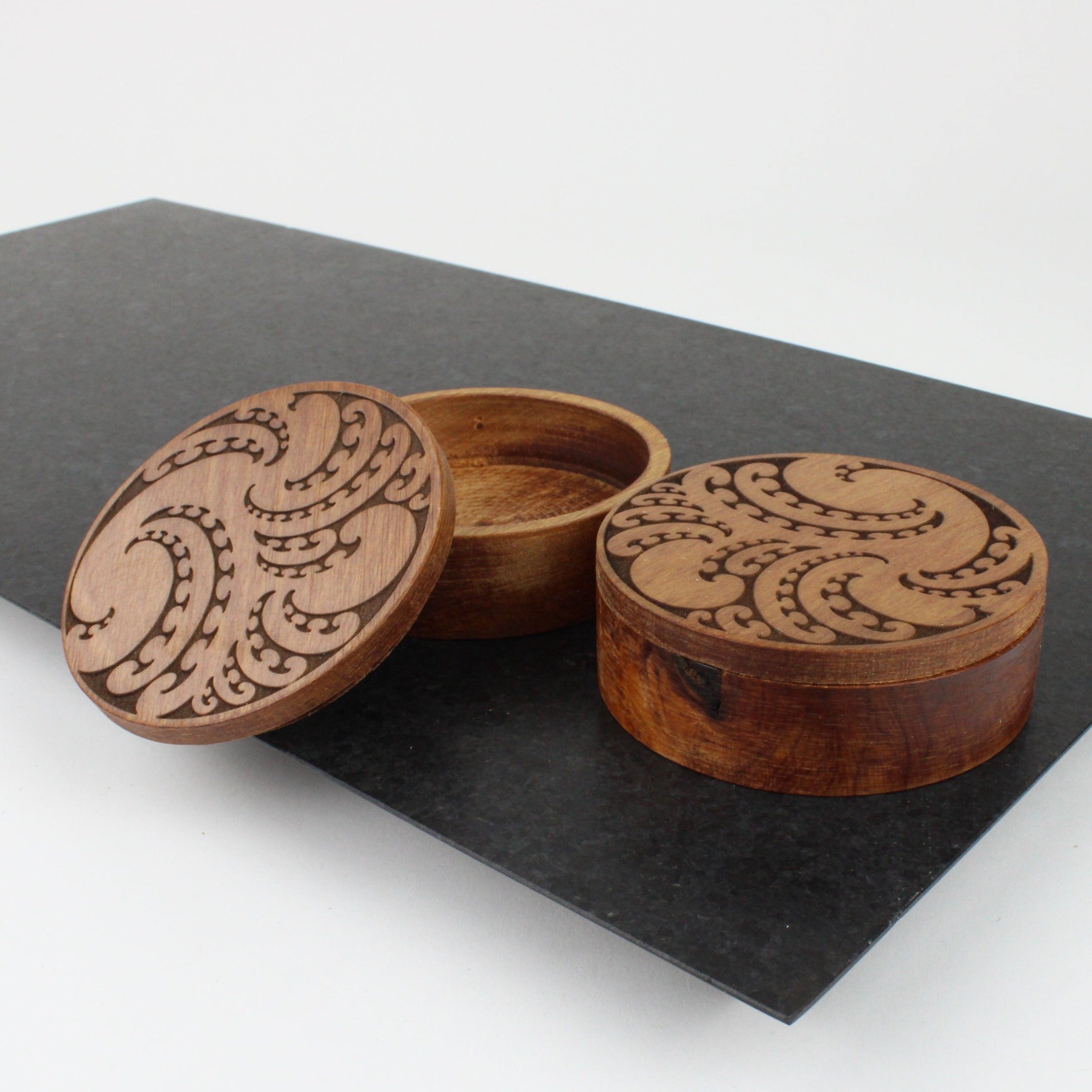 Papa Huia Box - Pitau – Kina NZ Design + Artspace