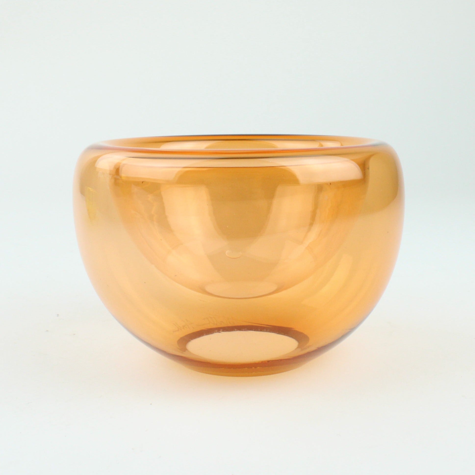 Fulvio bowl - salmon – Kina NZ Design + Artspace